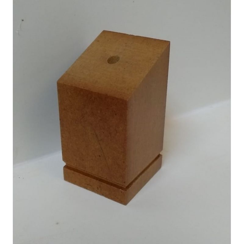 Wooden base as to modelismo